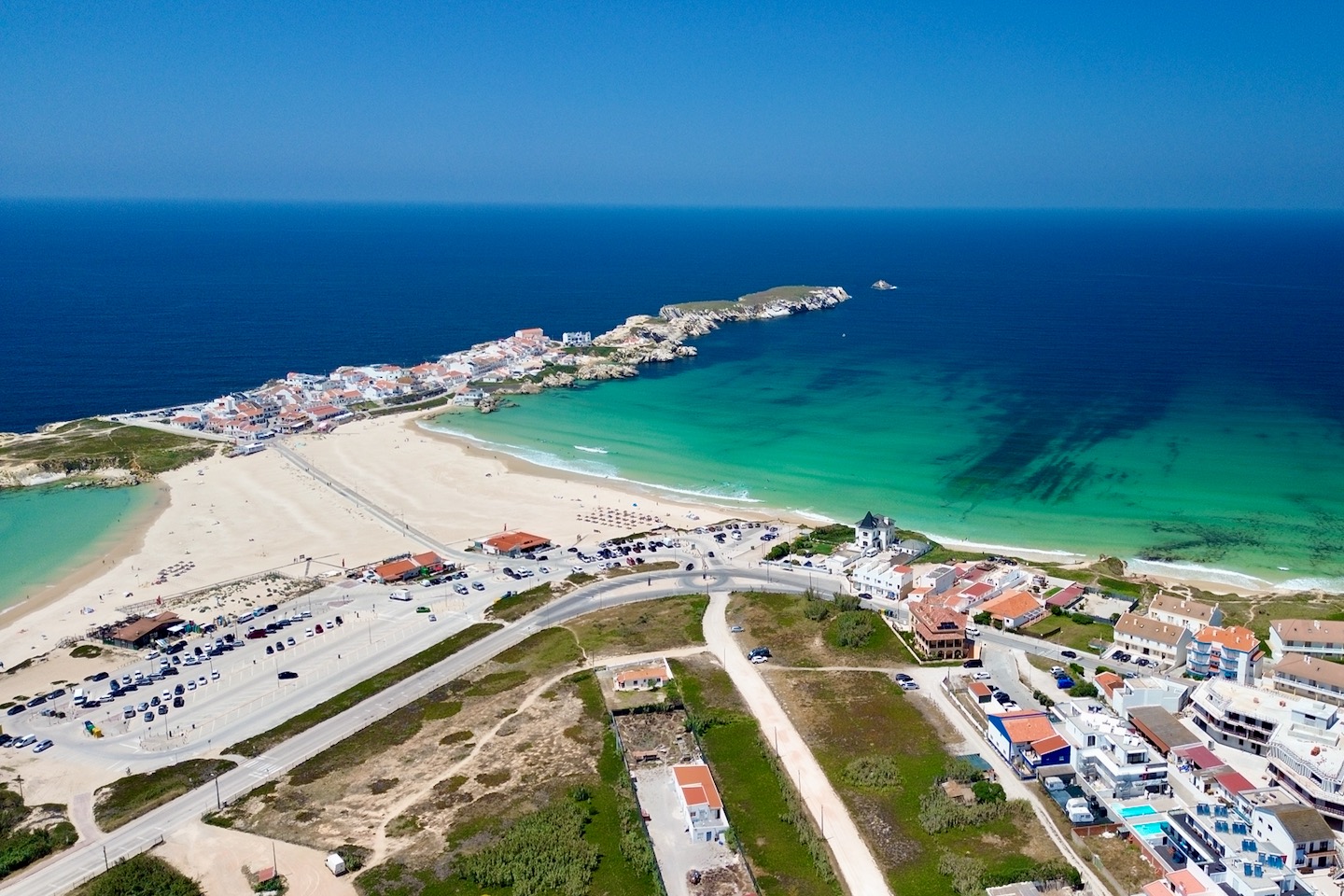 Baleal Rentals | Houses and Apartments close to the surf